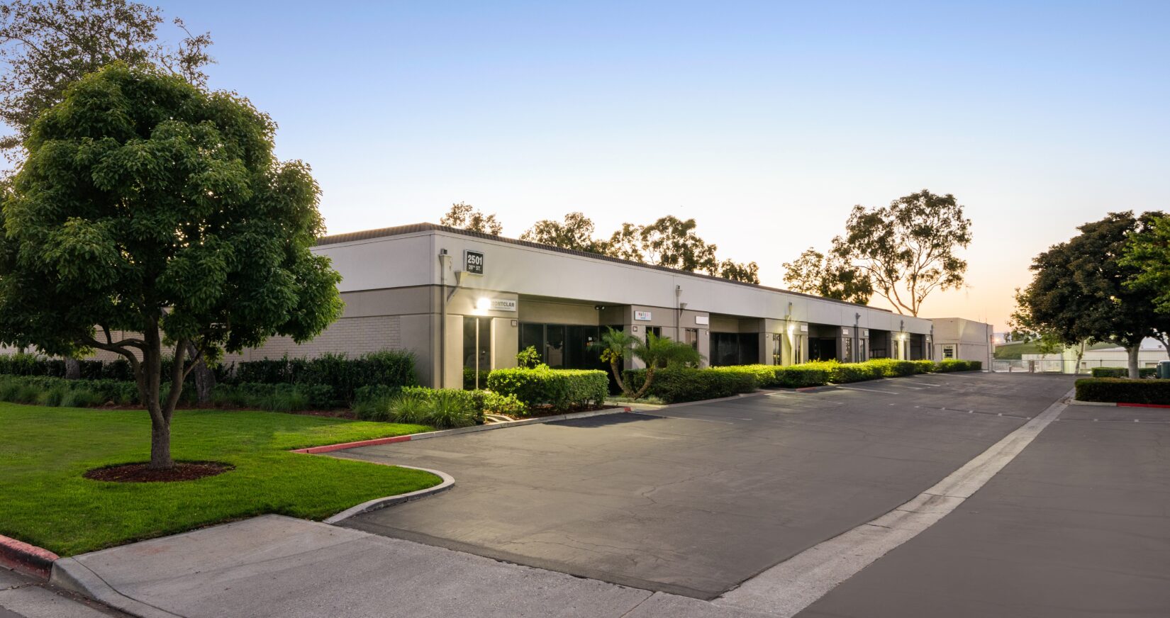 Signal Hill Business Park | Link Business Parks